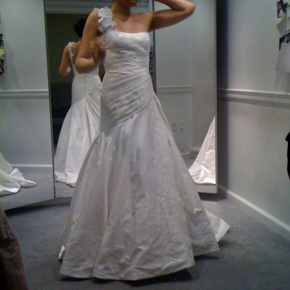 JLM Couture Lazaro | Dresses | Ivory Silk Lace Shoulder Aline Draping ...